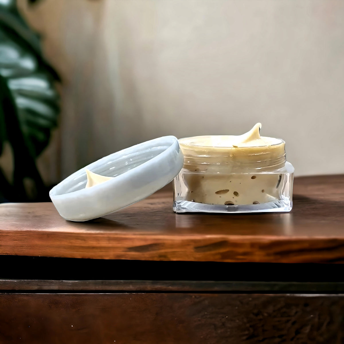 Mcaulraek Pigment Out Cream